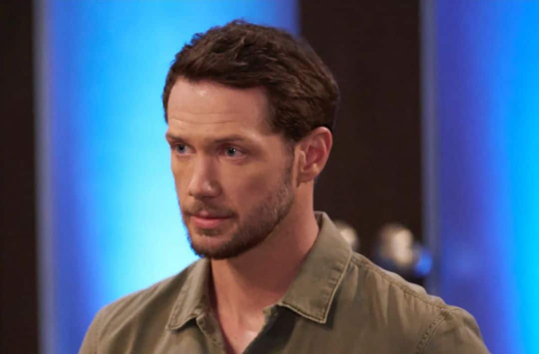 Morre Johnny Wactor, ator de 'The OA', baleado durante assalto, aos 37 ...